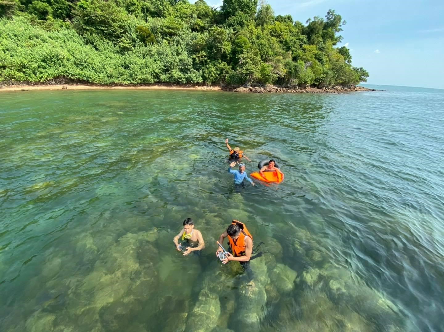 Koh Tonsay Rabbit Island – Île Du Lapin Koh Tonsay – GMBX